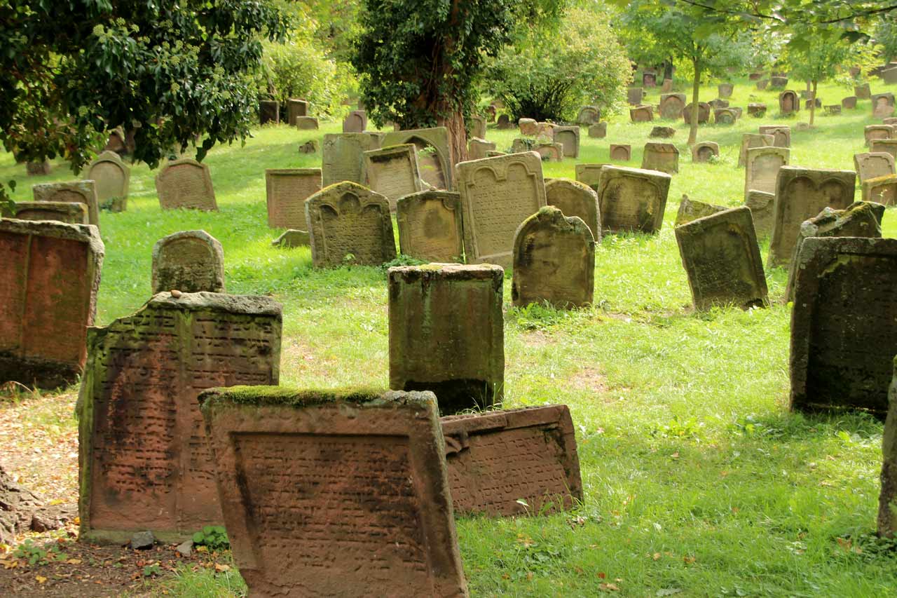 Jüdischer Friedhof Worms Heiliger Sand (6) | Deutschland mal anders