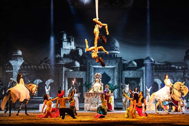 Pferde-Erlebniswelt „Cavalluna“ in München | Deutschland mal anders