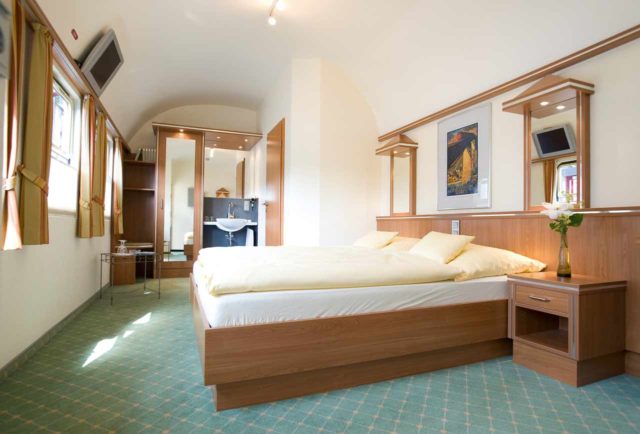 Eisenbahnhotel „Gasthof Dückinghaus“ | Deutschland mal anders