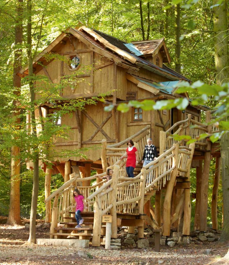 Baumhaushotel „Tripsdrill“ (mit Erlebnispark) | Deutschland mal anders