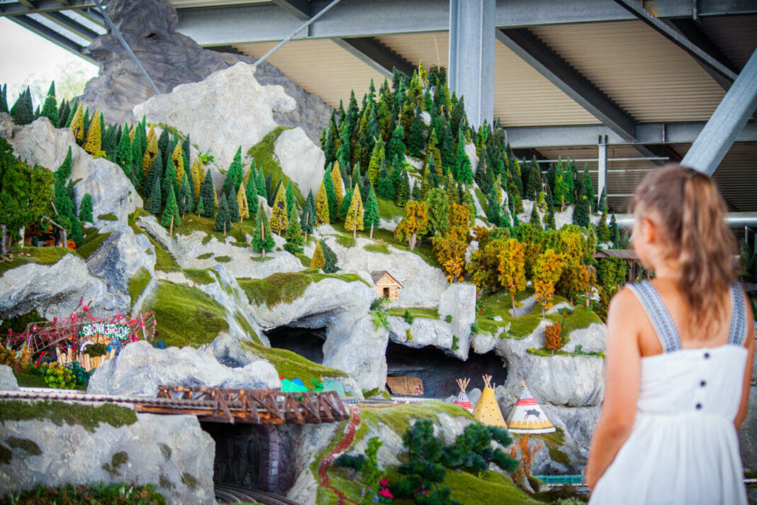 Skihalle „Snowdome“ Bispingen | Eintritt, Öffnungszeiten & Infos ...