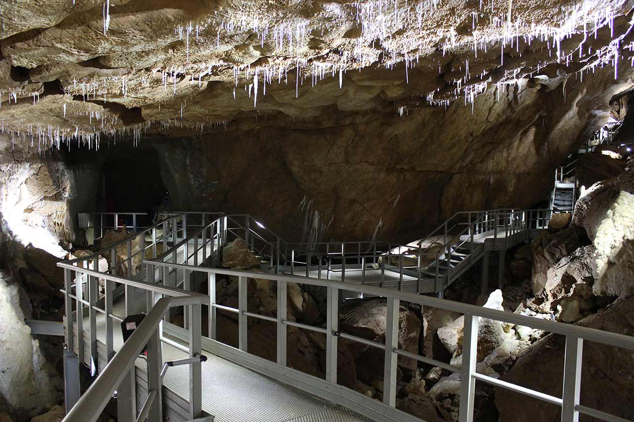 Schauhöhle Herbstlabyrinth Breitscheid (1) | Deutschland mal anders